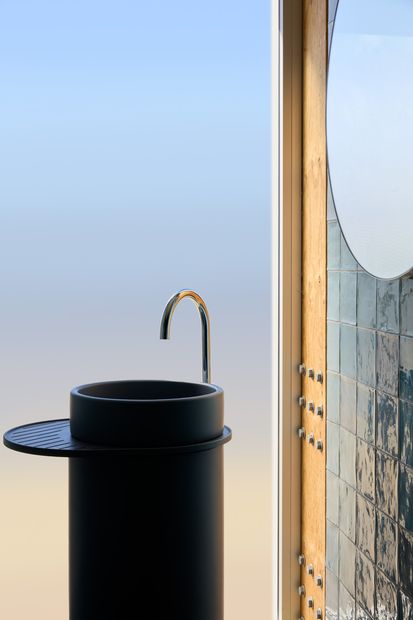 Fremantle port-side bar with a Mediterranean feel | ArchitectureAu